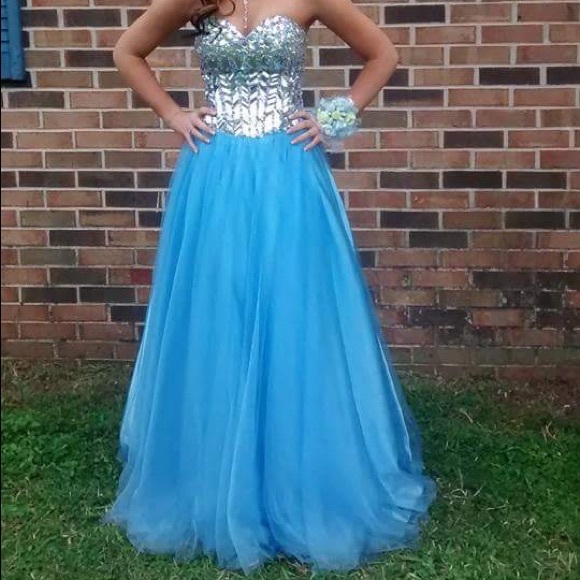 Alexia Designs | Dresses | Alexia Designs Prom Dress | Poshmark